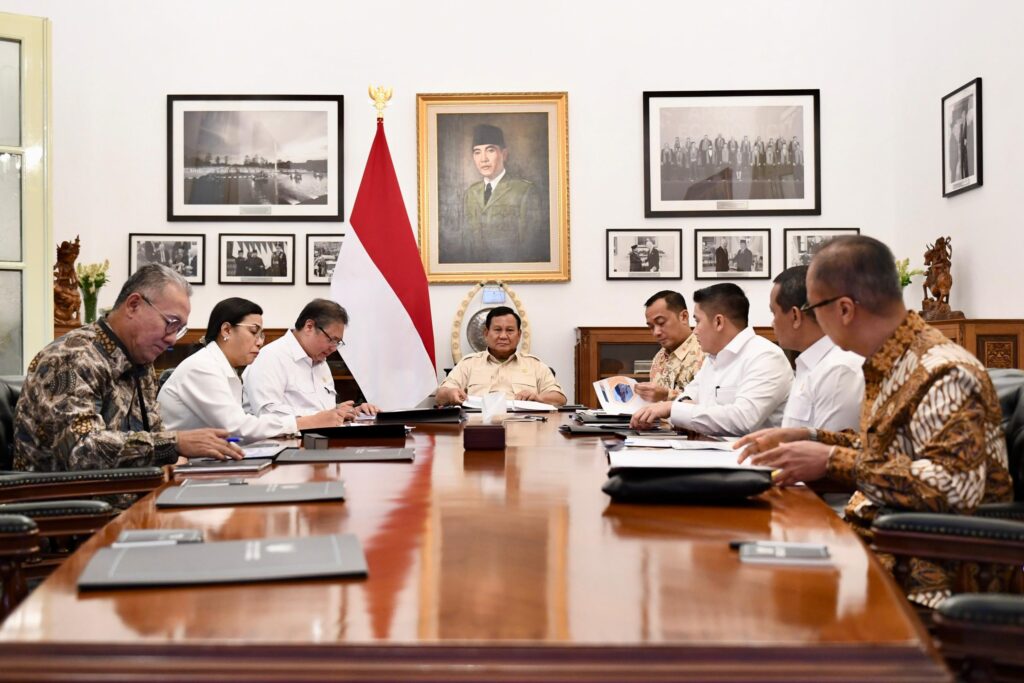 Sekretariat Kabinet Republik Indonesia | Presiden Prabowo Dan Jajaran Bahas Kebijakan Strategis ...